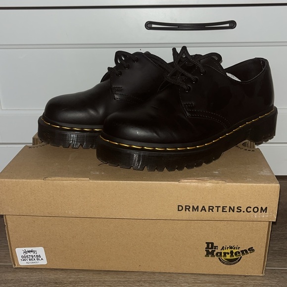 Dr. Martens | Shoes | Doc Marten Airwair Platform Shoes | Poshmark